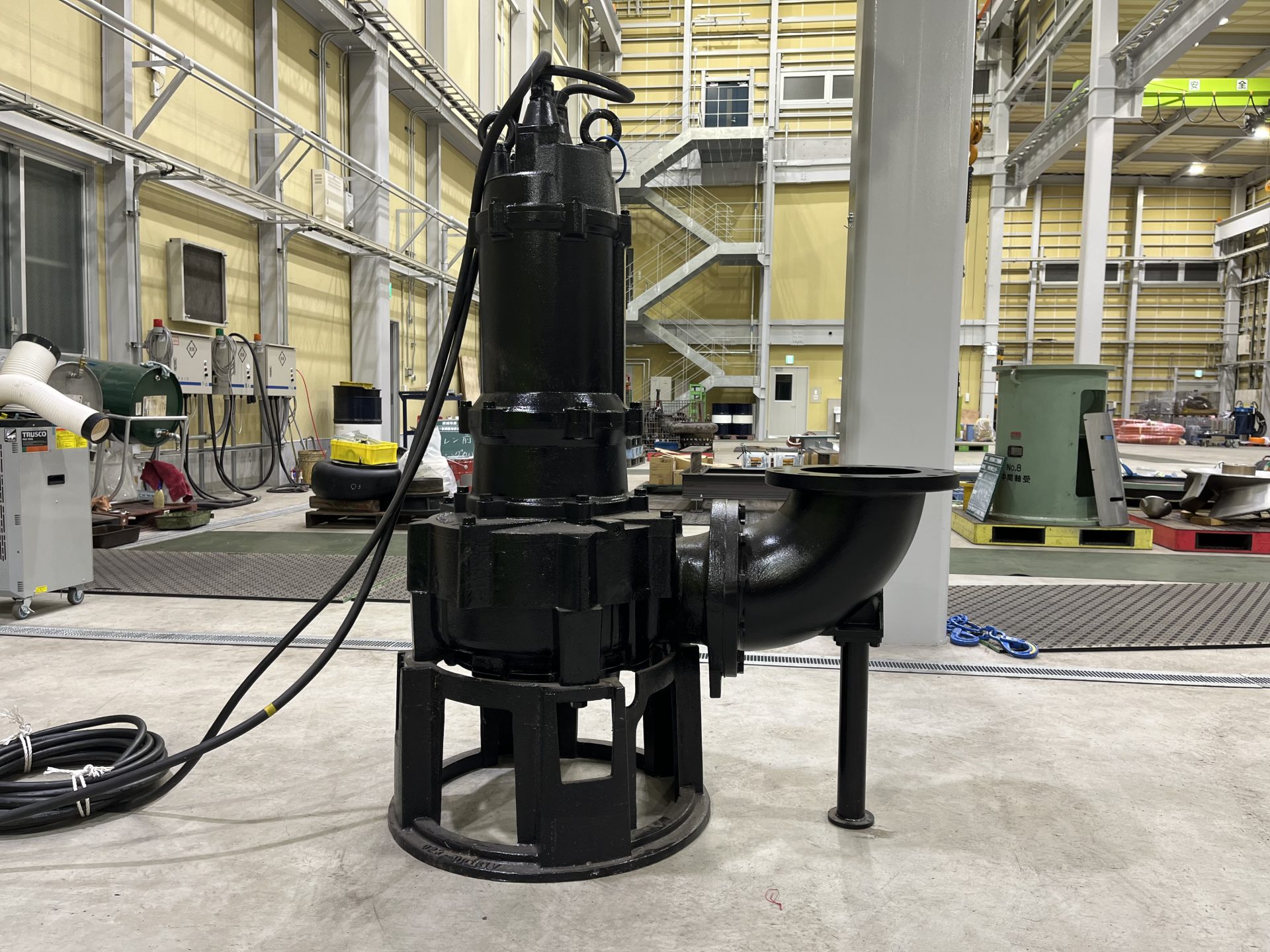 自動運転型水中ポンプ ツルミ KTVE33.7 《3.7KW》 ｜水中ポンプ・排水ポンプのレンタル製品｜富士丸産業㈱